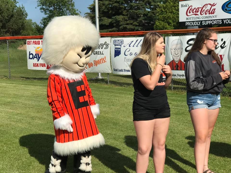Escanaba Community Celebrates Softball State Title ...